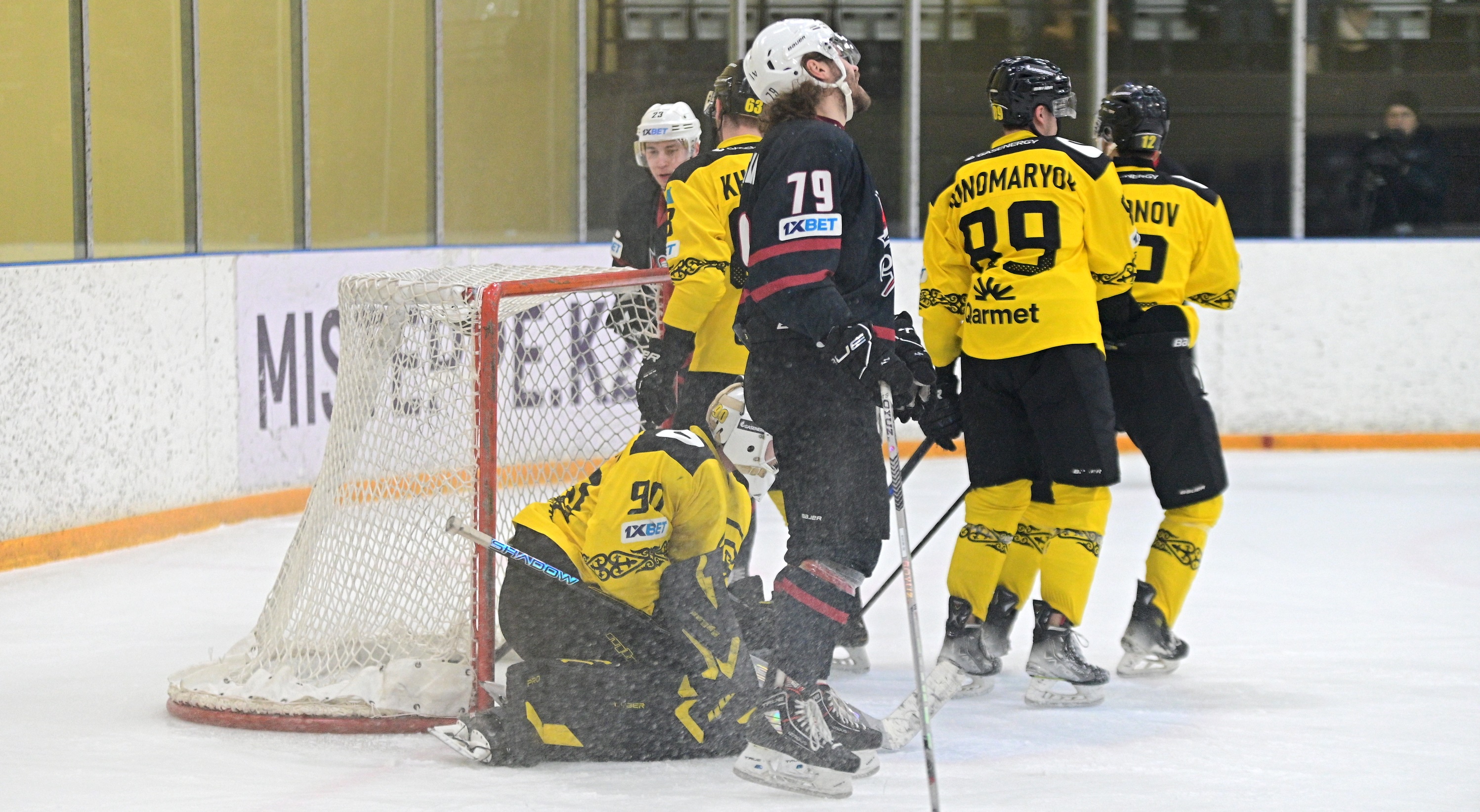 Чемпионат Казахстана. Волевые победы Сарыарки и Хумо ⇒ Sports24.KZ